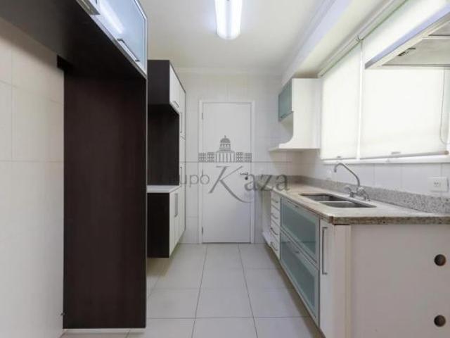 Apartamento Santa Cecília 3 Suítes 156,17m²