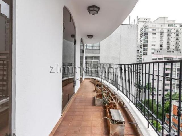 APARTAMENTO SANTA CECÍLIA 4 DORMITÓRIOS