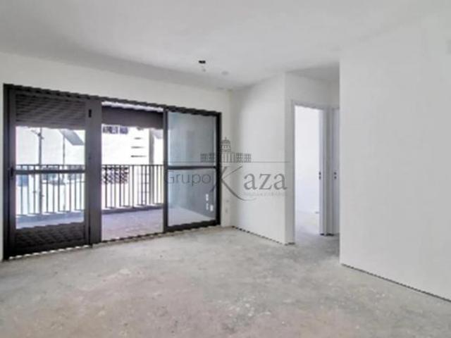 Apartamento Saúde 1 Dormitório 57m²