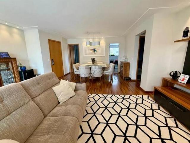 Apartamento Saúde 3 Dormitórios 128m²