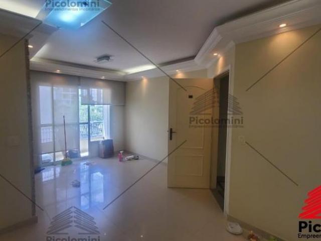 Apartamento Saúde com 84 Metros, 3 quartos, 1 suíte, sacada, cozinha planejada, lavabo, 3 banheiros