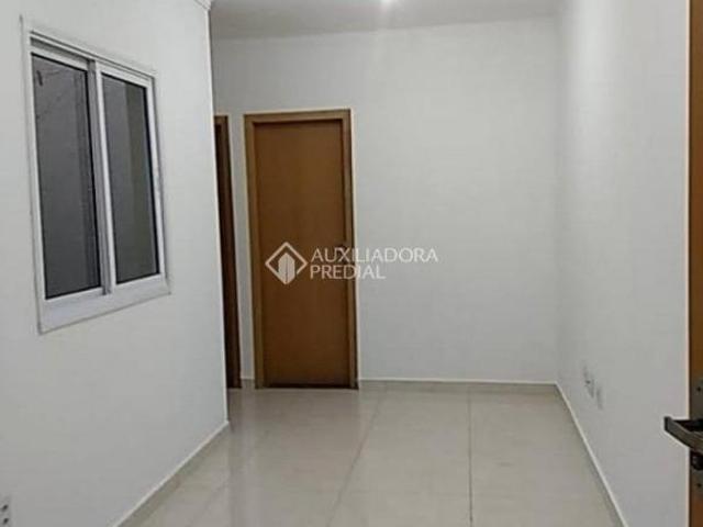 Apartamento sem condomínio 2 dorm. Jardim Santo André em Santo André