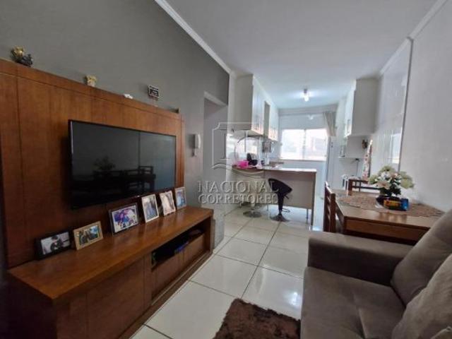Apartamento sem condomínio à venda no Parque Oratório, com elevador, 3 dormitórios e ampla vaga cobe