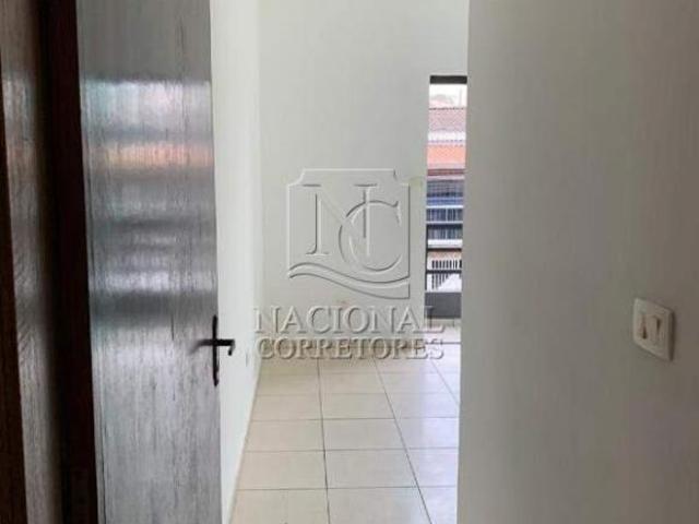 Apartamento sem condomínio à venda com 3 dormitórios, suíte e cozinha planejada