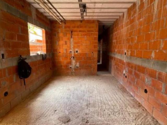 Apartamento sem condomínio com 3 dormitórios sendo 1 suíte e 2 vagas com elevador Vila Pires