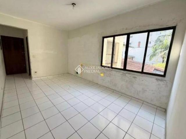 Apartamento sem condomínio de 66m² com 02 quartos 01 suíte Vaga coberta