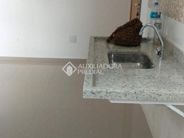 Apartamento sem condomínio na vila Alzira em Santo André com 2 dormitórios sendo 1 suíte e 1 vaga de
