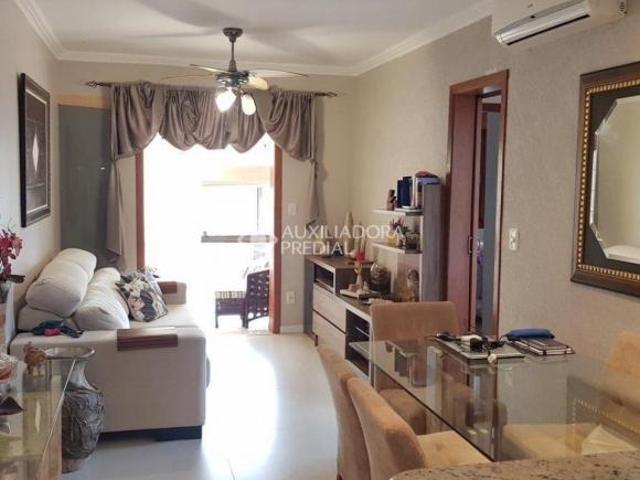 Apartamento semi mobiliado