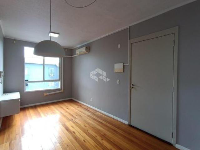 APARTAMENTO SEMI MOBILIADO 2 DORMITÓRIOS COM VAGA ESCRITURADA MORRO SANTANA