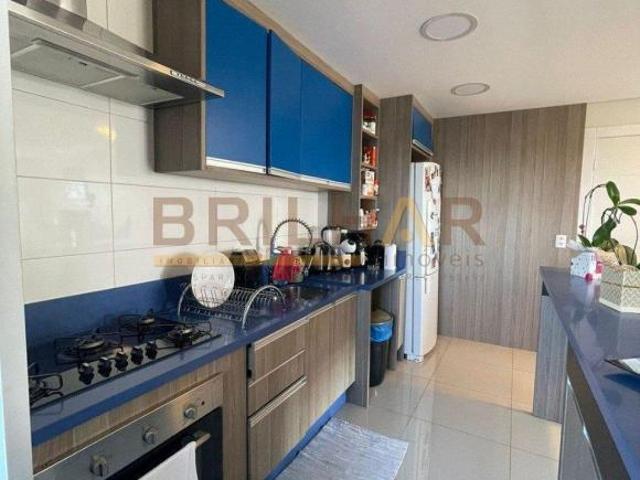 Apartamento semi mobiliado 2 dormitórios comprar bairro Sagrada Família