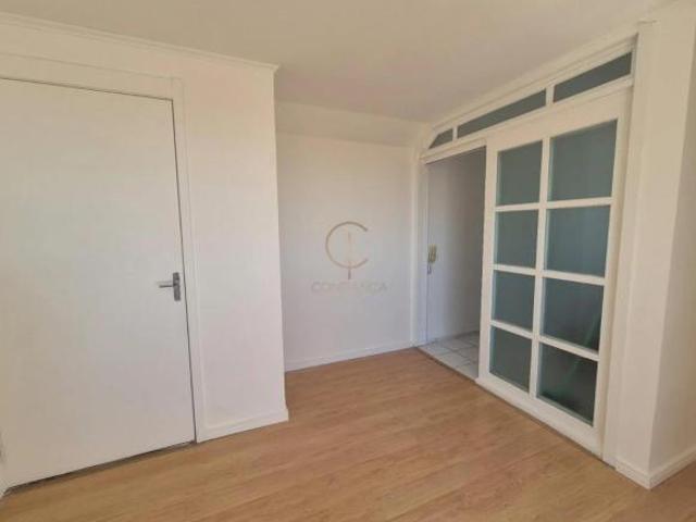 Apartamento semi mobiliado 2 dormitórios, 1 vaga coberta, bairro mato grande próximo ao Centro de C