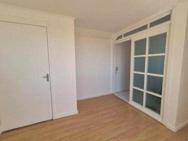 Apartamento semi mobiliado 2 dormitórios, 1 vaga coberta, bairro mato grande próximo ao Centro de C