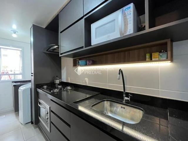 Apartamento Semi mobiliado Térreo com Garden !