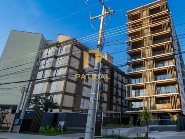 Apartamento semi mobiliado à venda no bairro Batel
