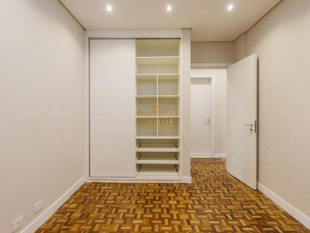 APARTAMENTO SEMI MOBILIADO À VENDA NO BATEL 101M² 3 QUARTOS, 1 SUÍTE E 1 VAGA DE GARAGEM