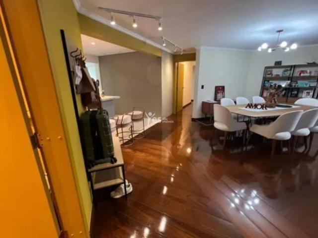 Apartamento semi mobiliado a venda com 200m², sendo 4 dormitórios, 2 suítes 5