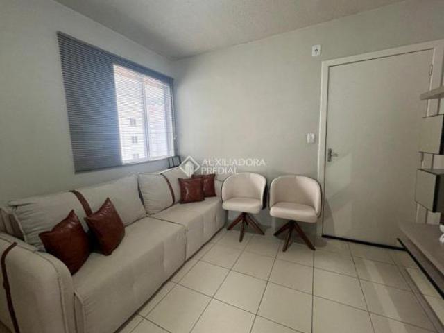 Apartamento semi mobiliado à venda em Guaíba