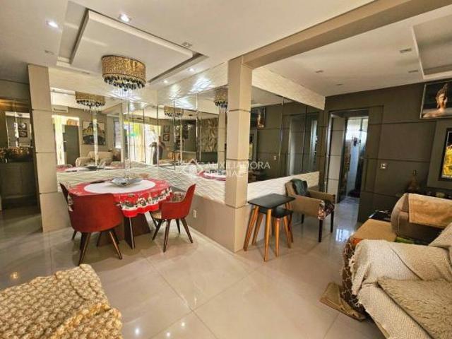 Apartamento semi mobiliado, andar alto, com sacada e churrasqueira, 2 vagas cobertas, infra completa
