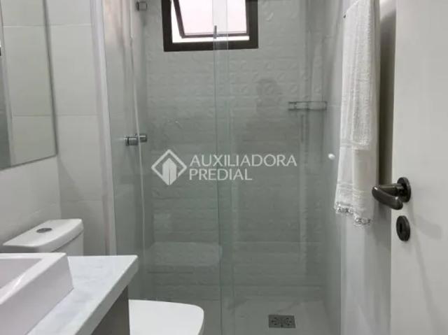 Apartamento semi mobiliado Centro de Florianópolis
