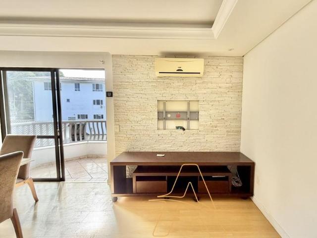 Apartamento Semi Mobiliado com 3 Dormitórios na Vila Nova