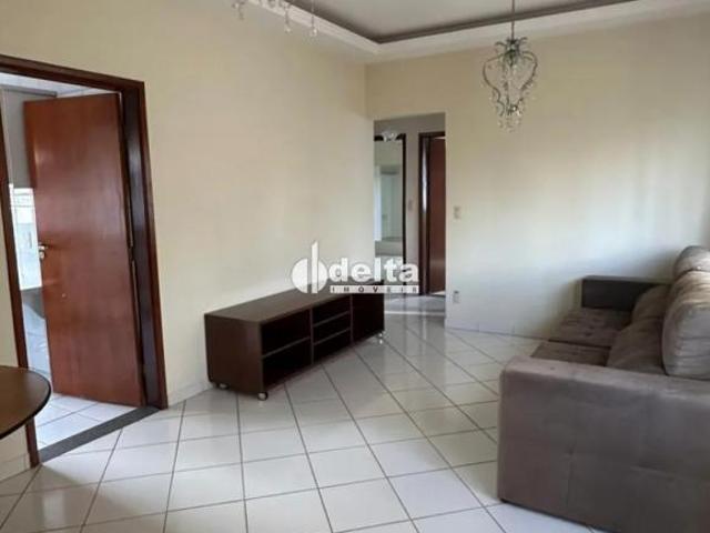 Apartamento semi mobiliado com 3 quartos sendo 1 suíte, disponível para locação no bairro Santa Môni