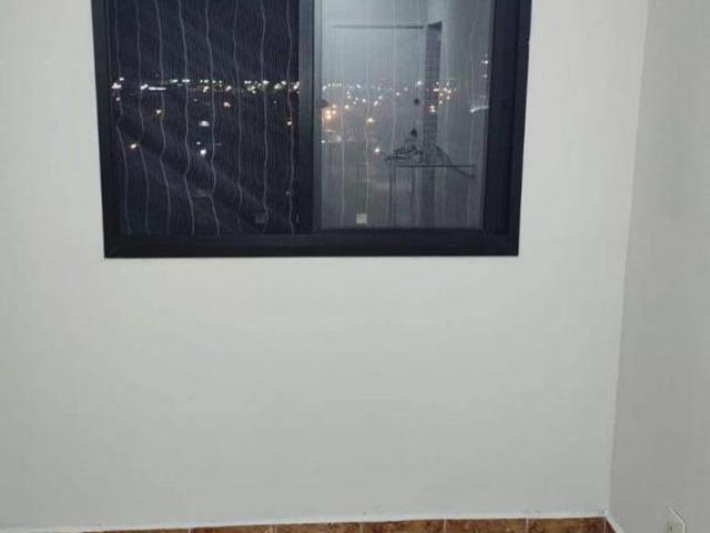 Apartamento semi mobiliado com 01 quarto no coração da Ocian Praia Grande/SP