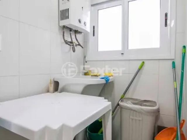 Apartamento Semi Mobiliado com 2 Dormitórios e Suíte – Infraestrutura Completa