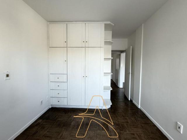 Apartamento Semi Mobiliado com 2 Dormitórios no Victor Konder