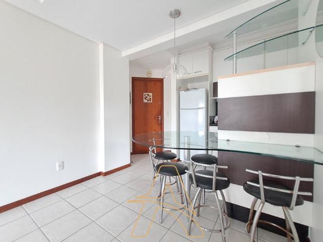 Apartamento Semi Mobiliado com 2 Dormitórios no Bairro Itoupava Seca