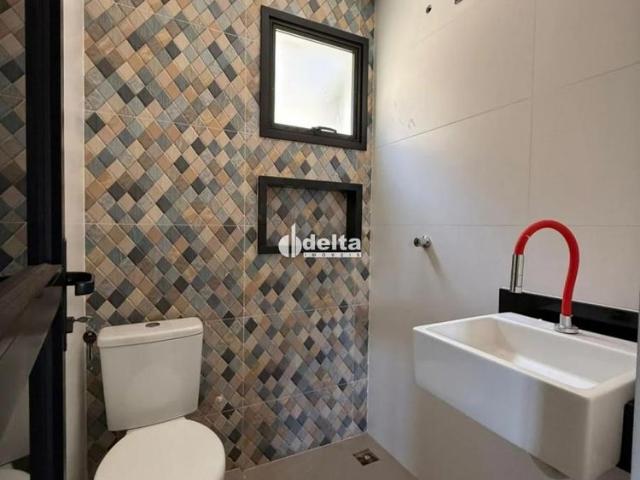 Apartamento Semi Mobiliado Com 2 Quartos Sendo 1 Suíte Disponível Para Locação E Venda No Bairro Umu