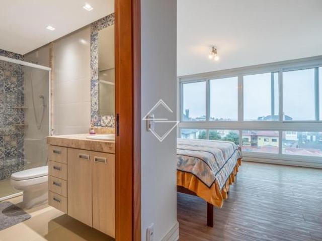 APARTAMENTO SEMI MOBILIADO COM 4 SUÍTES