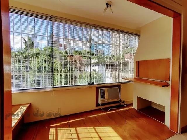 Apartamento semi mobiliado com churrasqueira