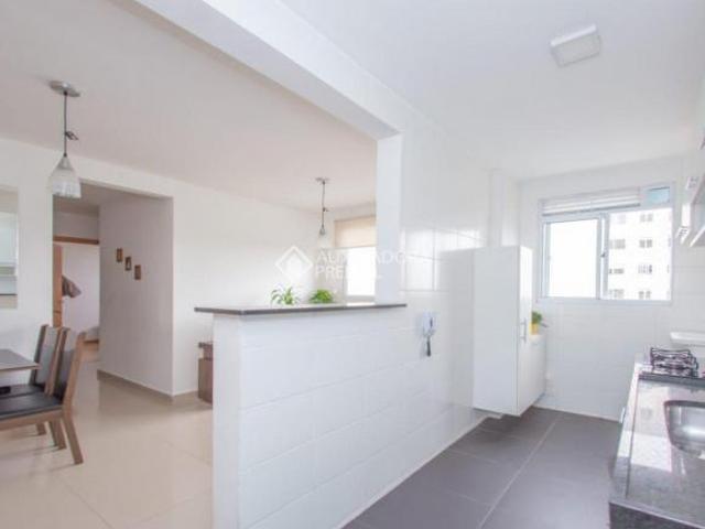 Apartamento semi mobiliado com dois quartos