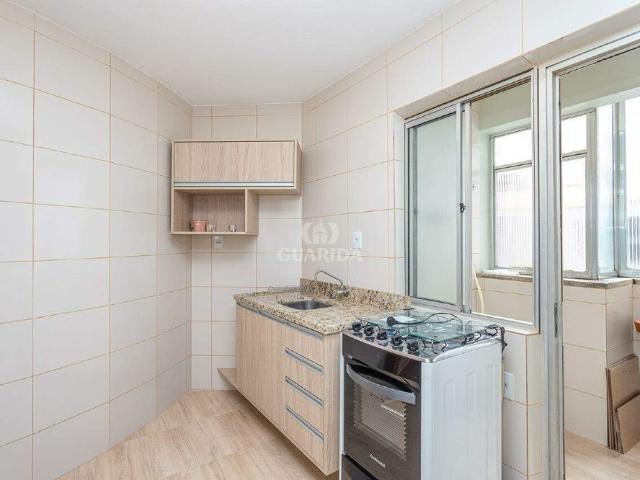 Apartamento semi mobiliado de 1 dormitório no bairro Boa Vista. COD: 10606