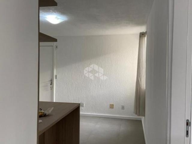 Apartamento semi mobiliado de 2 quartos bem localizado na Vila Nova