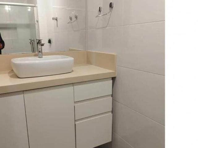 Apartamento semi mobiliado, desocupado e pronto para morar no bairro Bela Vista
