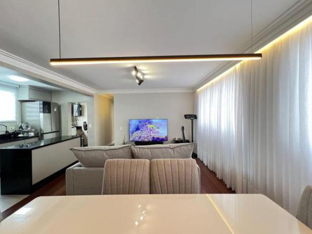 Apartamento semi mobiliado Doutor Carlos de Carvalho | 3 quartos | 2 vagas