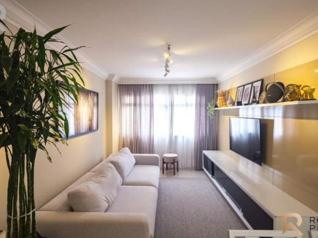 Apartamento Semi Mobiliado em Andar Alto com 3 Quartos e 90m2 Bigorrilho Curitiba/PR