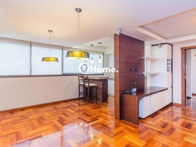 Apartamento semi mobiliado, impecável, com 126m² privativo