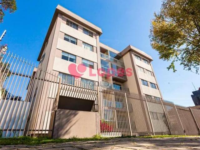 Apartamento semi mobiliado no Agua Verde