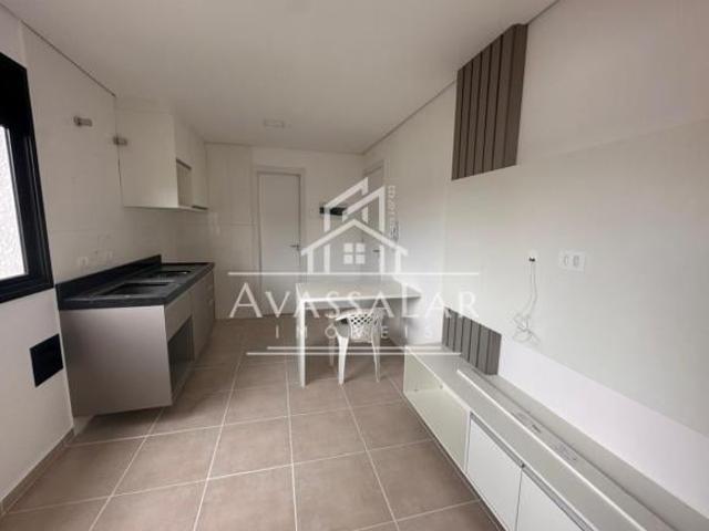 Apartamento semi mobiliado no bairro Portão, Curitiba PR