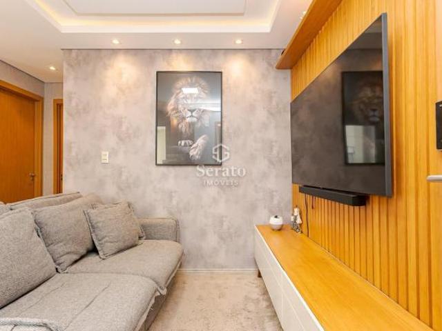 Apartamento semi mobiliado no Novo Mundo | Sacada