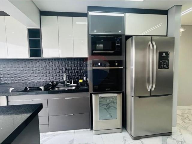 Apartamento Semi Mobiliado para Locação com 02 dormitórios no Acqua Park Alphaville SP