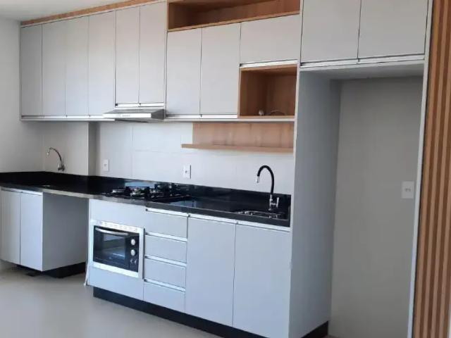 Apartamento semi mobiliado para locacao anual no brava hill