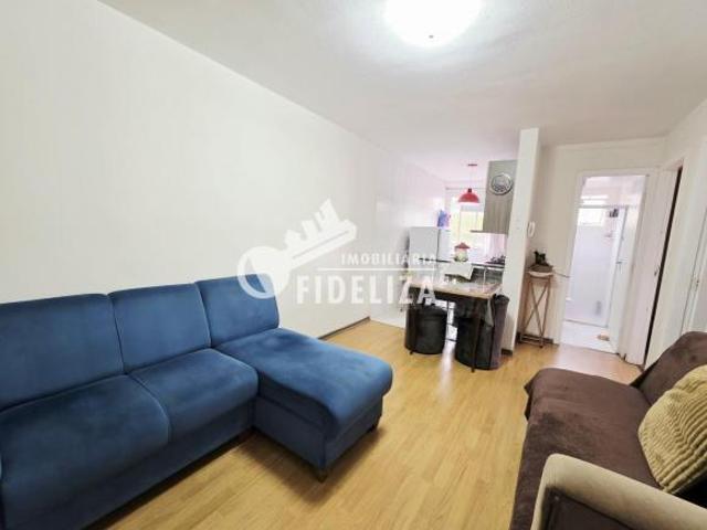 Apartamento SEMI MOBILIADO para Venda em Curitiba