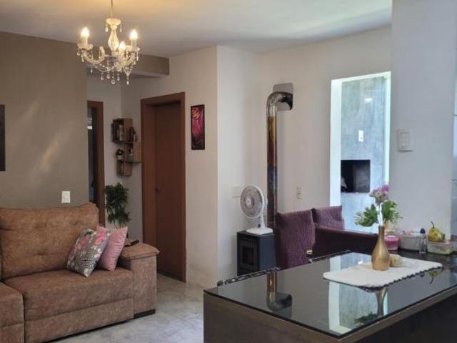 Apartamento semi mobiliado, pronto para morar