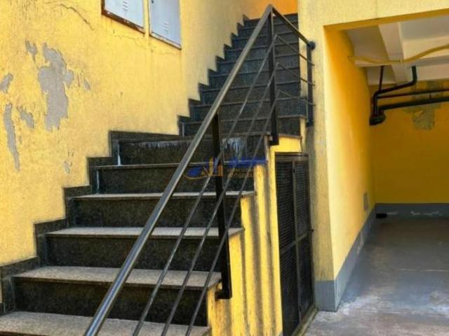 Apartamento Semi novo, com 02 quartos, Sala ampla, 01 vaga de garagem, à venda, 45 m² de área