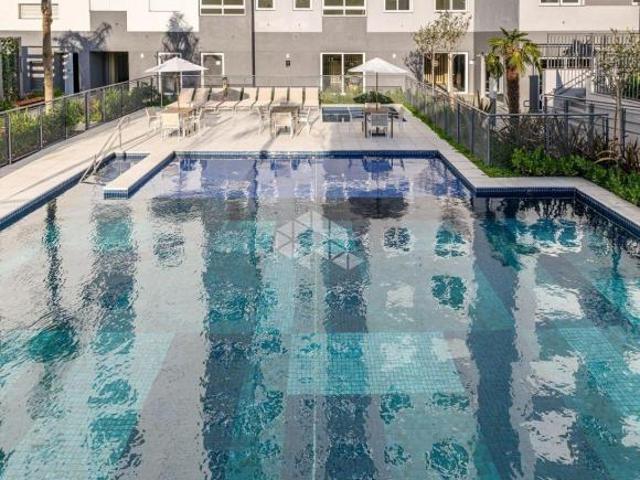 Apartamento, 2 dormitórios, 2 vagas de garagem, seminovo no Jardim Lindóia