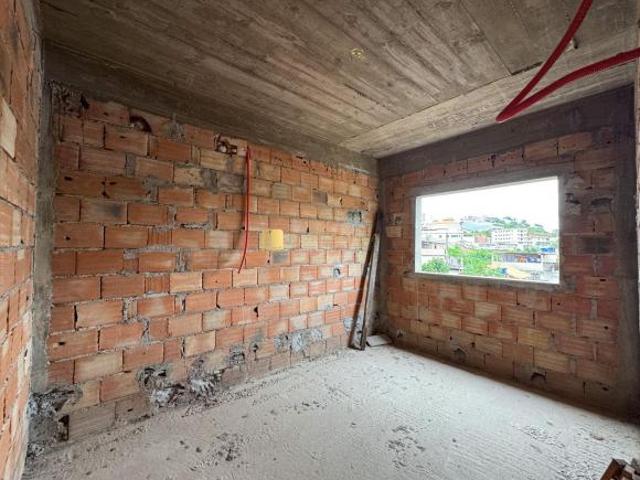 Apartamento semi acabado à venda no bairro Gigante