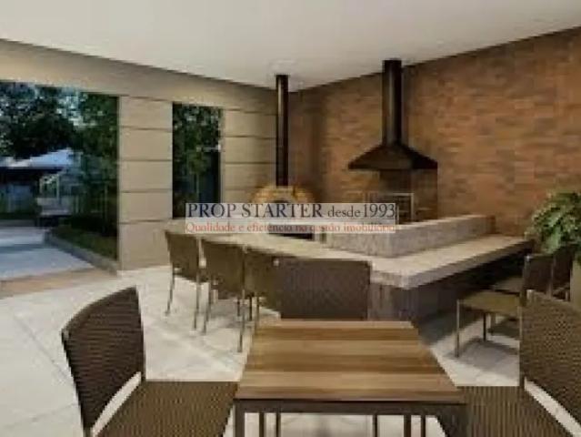Apartamento semi decorado no bairro da Aclimção com 1 dormitório, 2 vagas e depósito